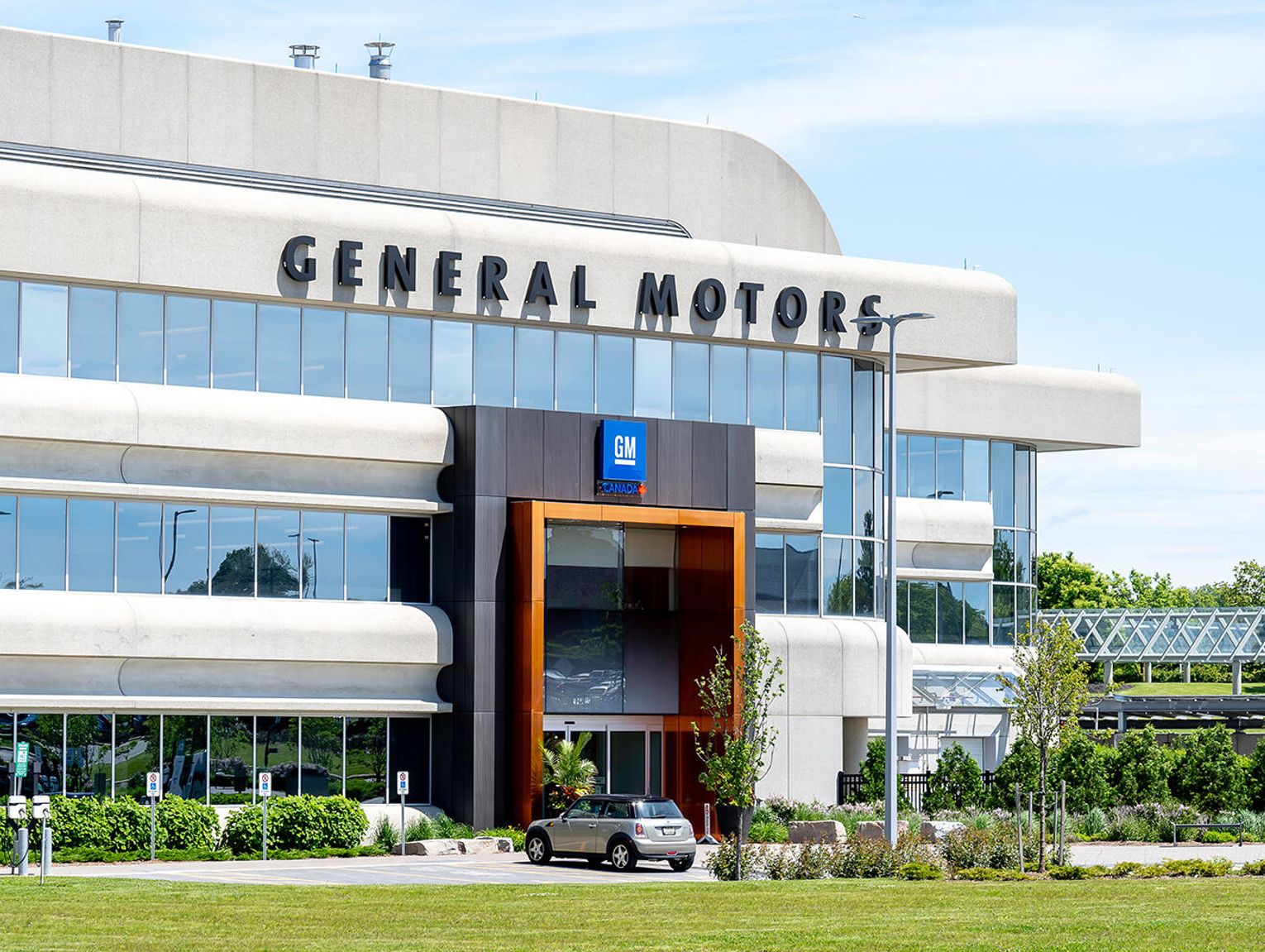 General Motors: cła Trumpa kosztowały koncern ponad 1 mld dol.