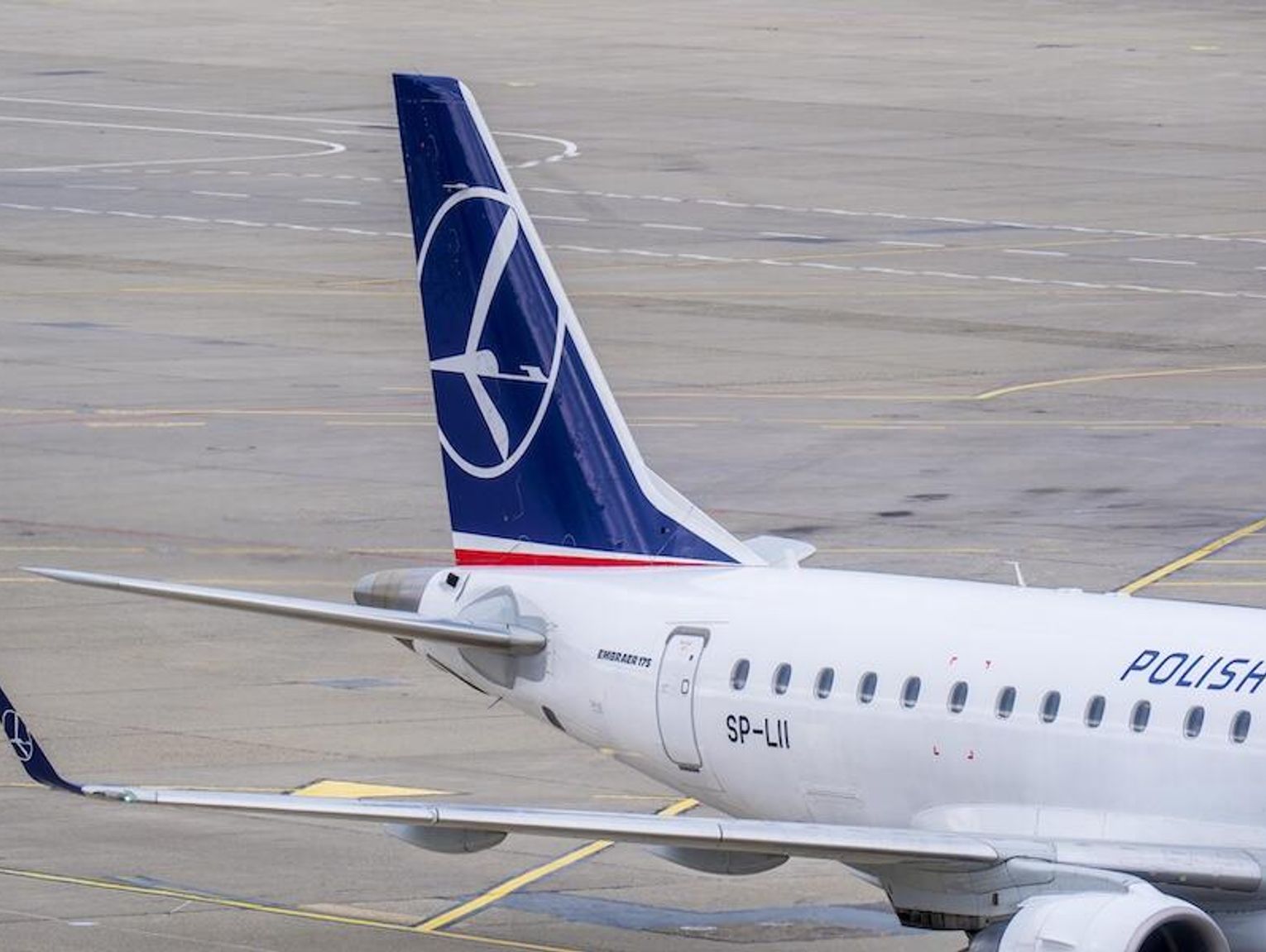 Samolot LOT-u z Kopenhagi awaryjnie wylądował na Lotnisku Chopina